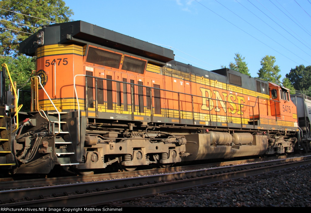 BNSF 5475